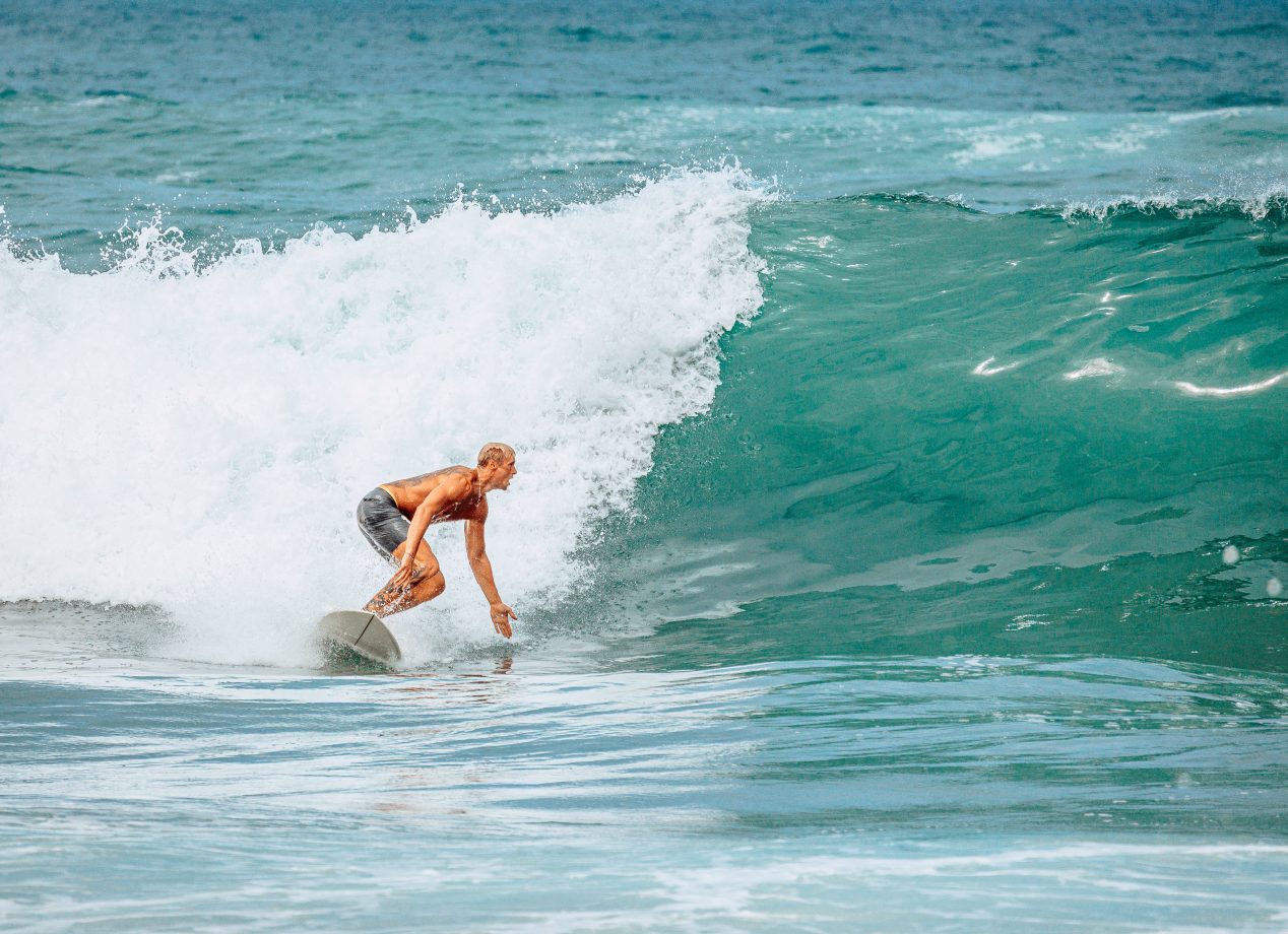 Surf Tips Voor Beginners: Van Pop-ups Tot Peddelen